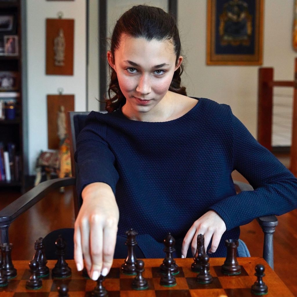 We Are Upstate NY with Teen Model and Woodstock Local Jasmine Barker ...